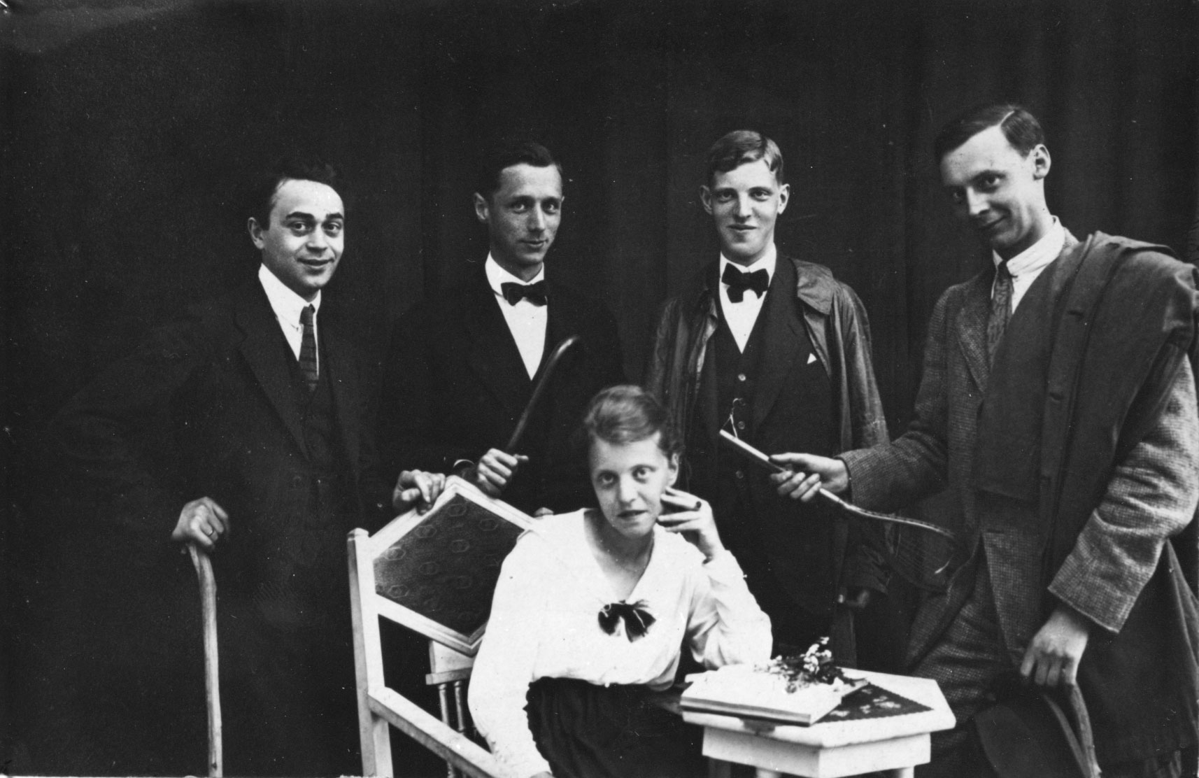 Luise Straus-Ernst: Eine faszinierende Biografie zwischen Kunst, Exil und Erinnerung – MiQua ...